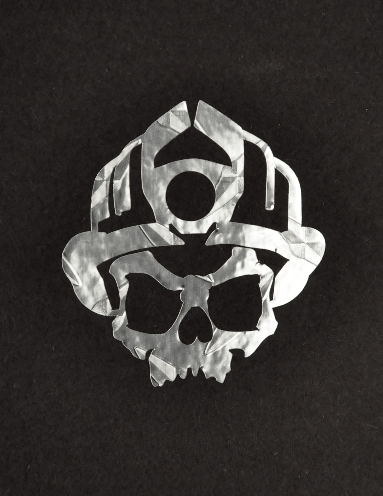 Diamond Plate Skull Helmet Decal Black Helmet Firefighter Shirts 